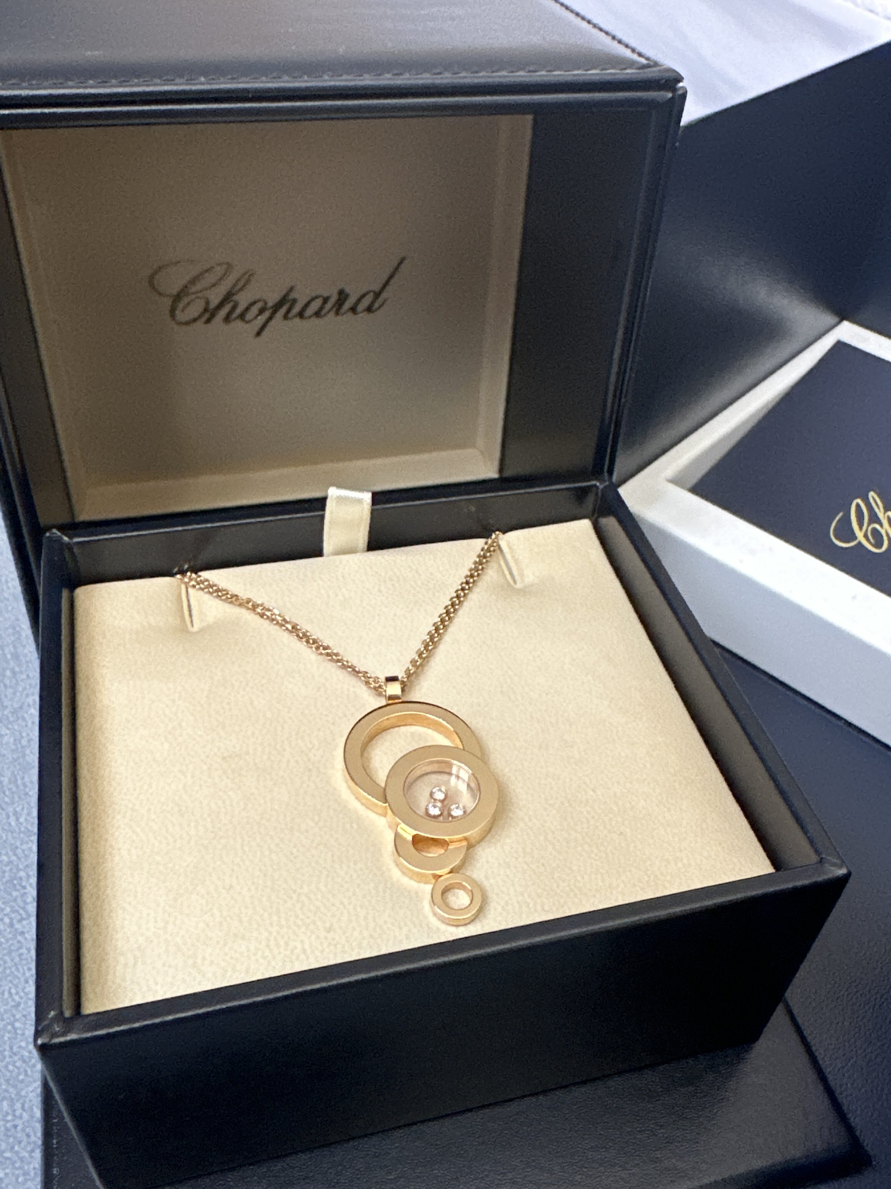 Chopard happy diamonds pendant – BRAND BASE CO